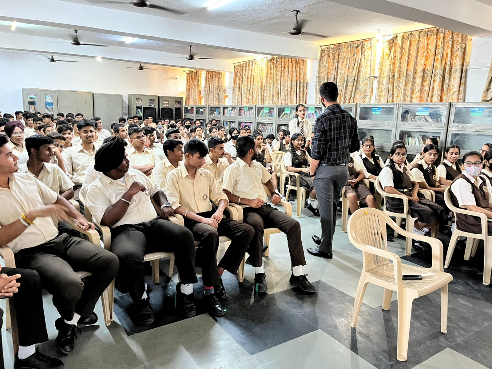 SEMINAR ON CAREER COUNSELLING :: Shishu Niketan Model Sr. Sec. School