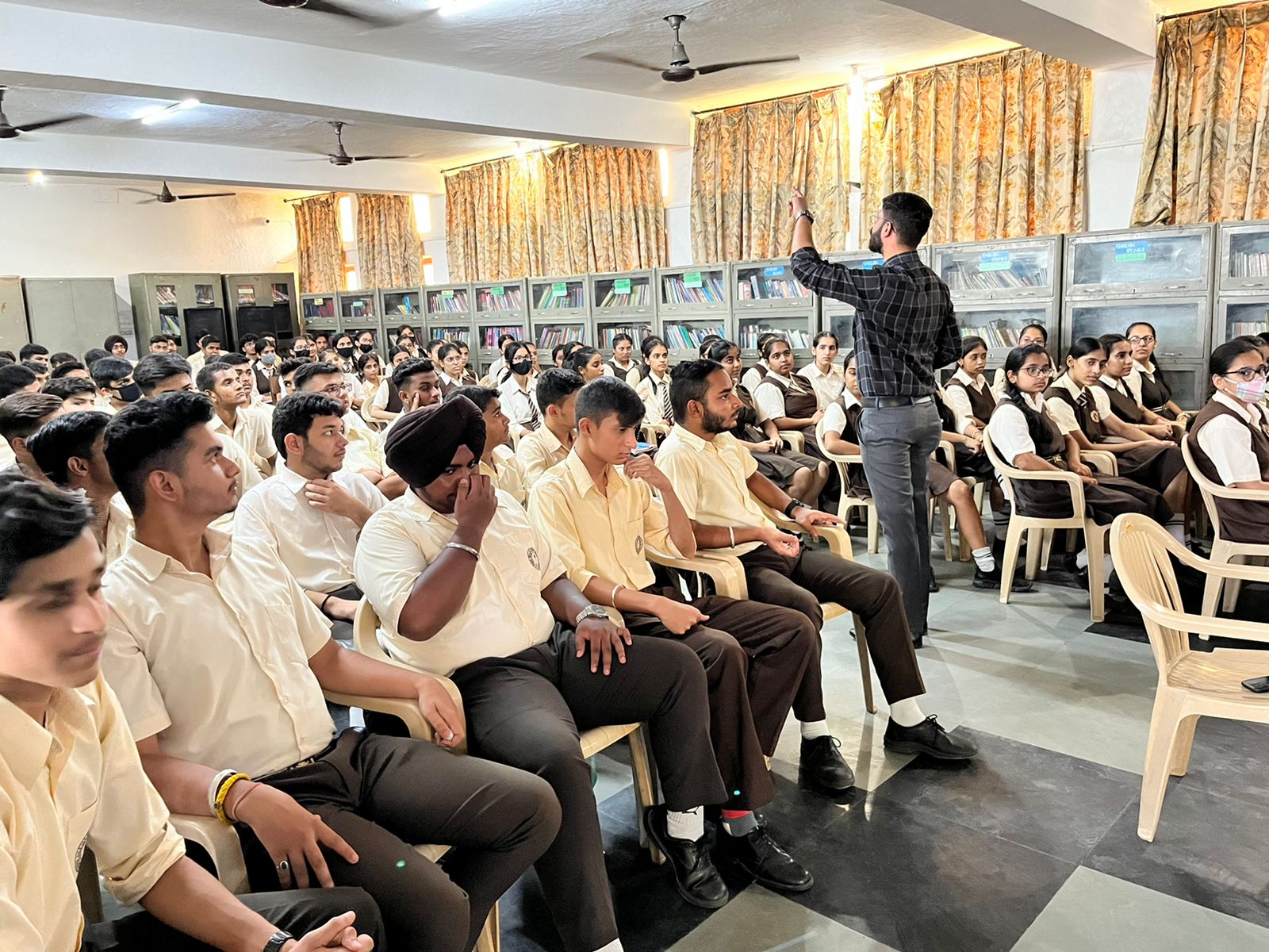 SEMINAR ON CAREER COUNSELLING :: Shishu Niketan Model Sr. Sec. School